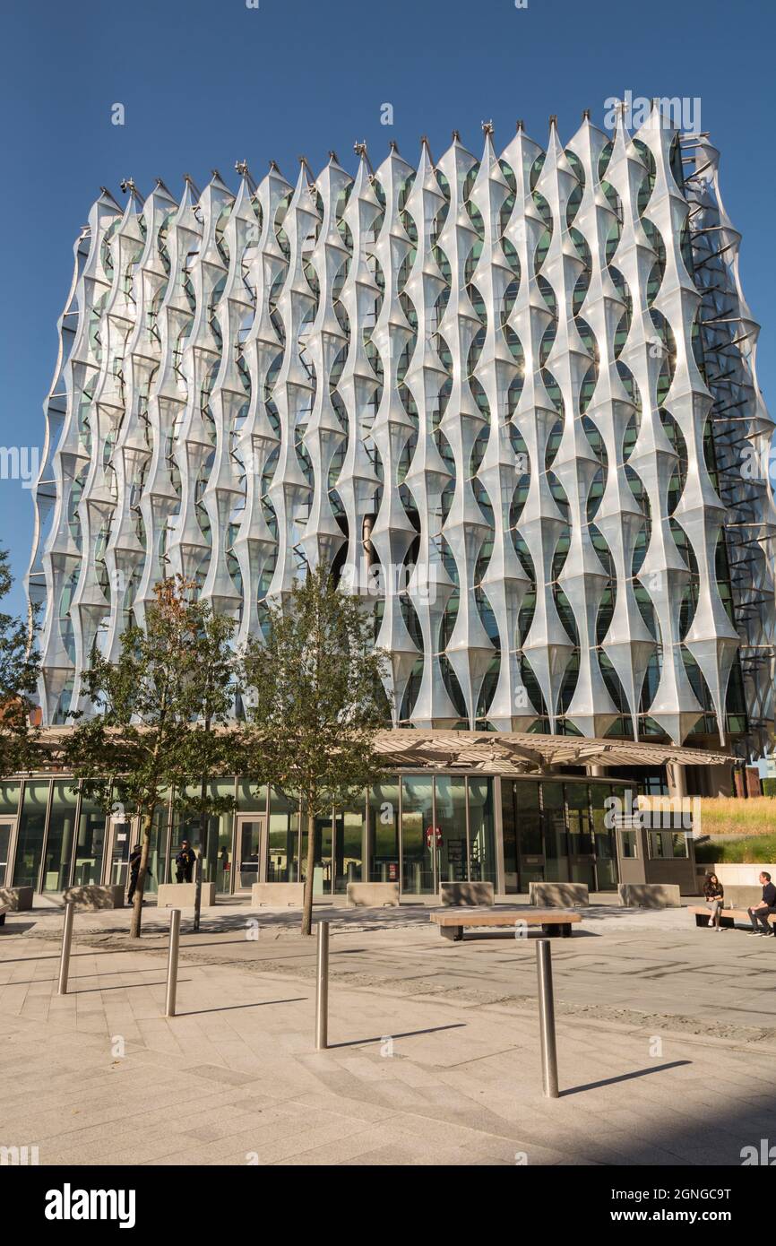 The new American Embassy building at Nine Elms, Vauxhall, London ...