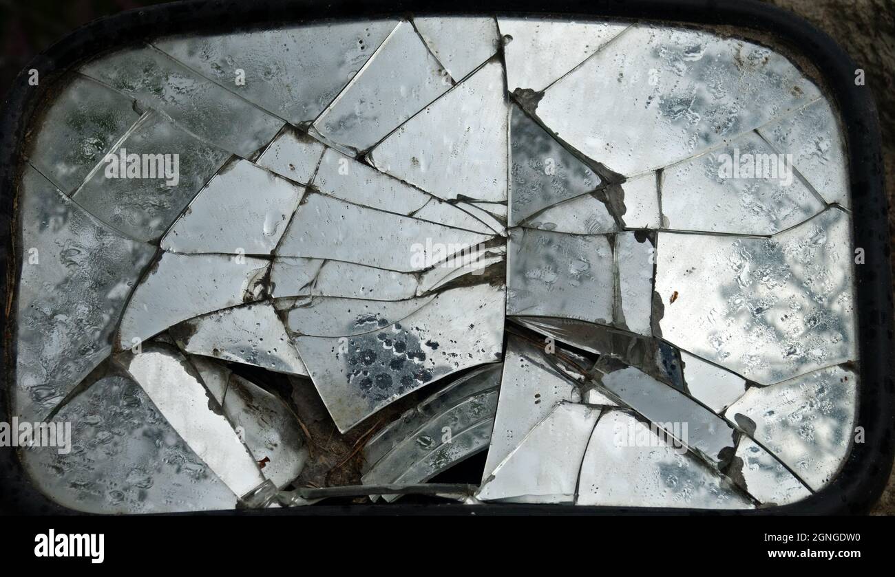 Broken rear windshield hi-res stock photography and images - Alamy