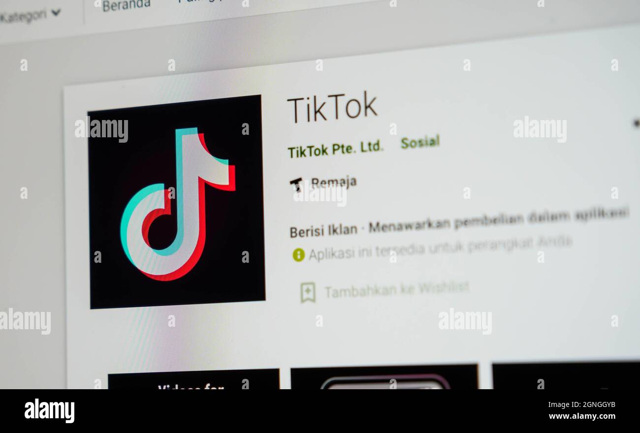 Tik tok website hi-res stock photography and images - Alamy