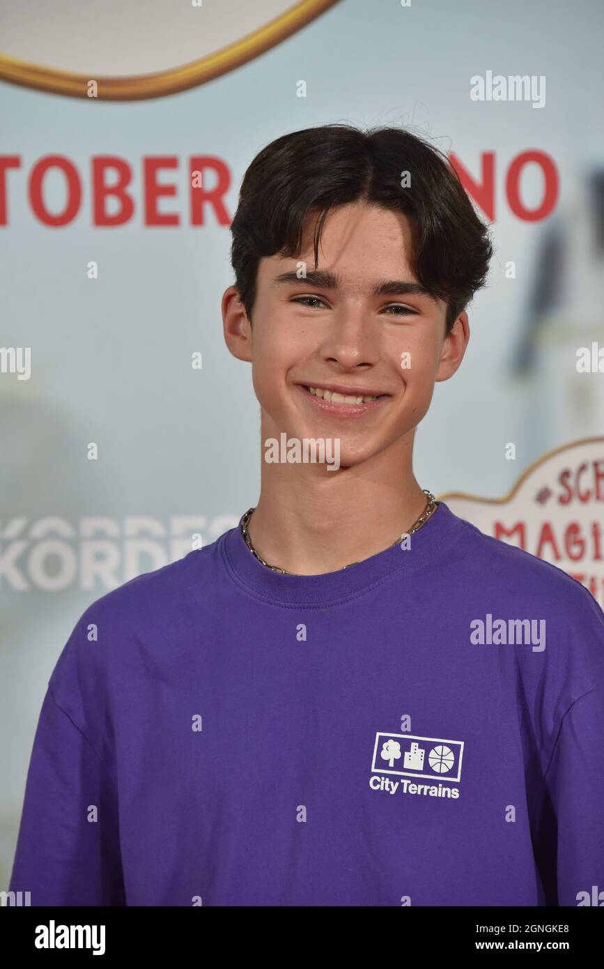 Cologne, Germany. 25th Sep, 2021. Actor Loris Sichrovsky arrives at the ...