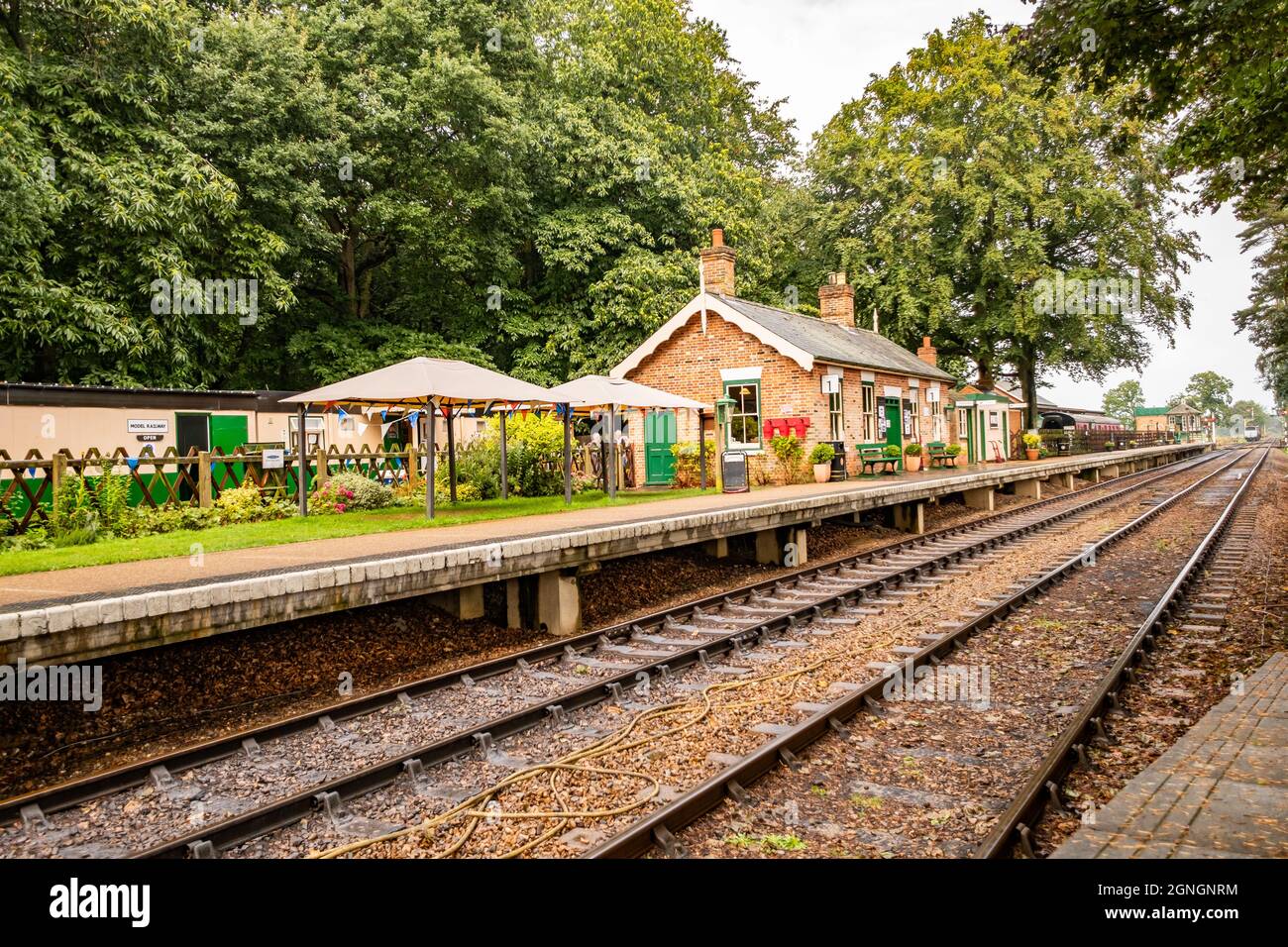 Holt railway station on the Poppy Line of the North Norfolk Railway ...