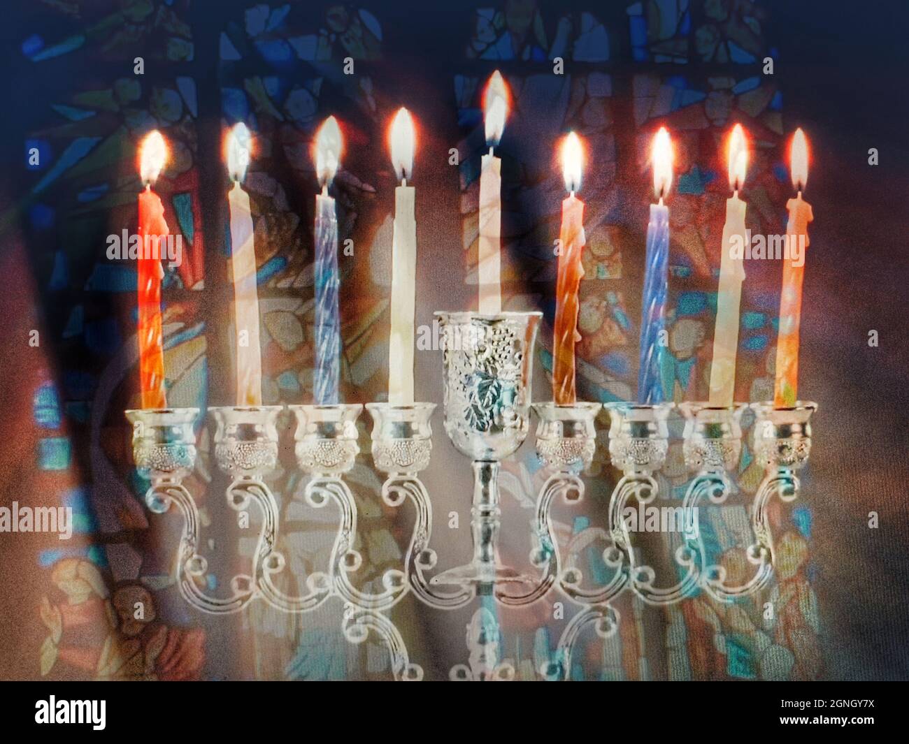 Candlestick vector hi-res stock photography and images - Alamy