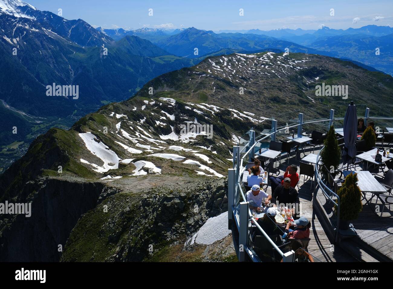 Le brevent chamonix restaurant hi-res stock photography and images - Alamy