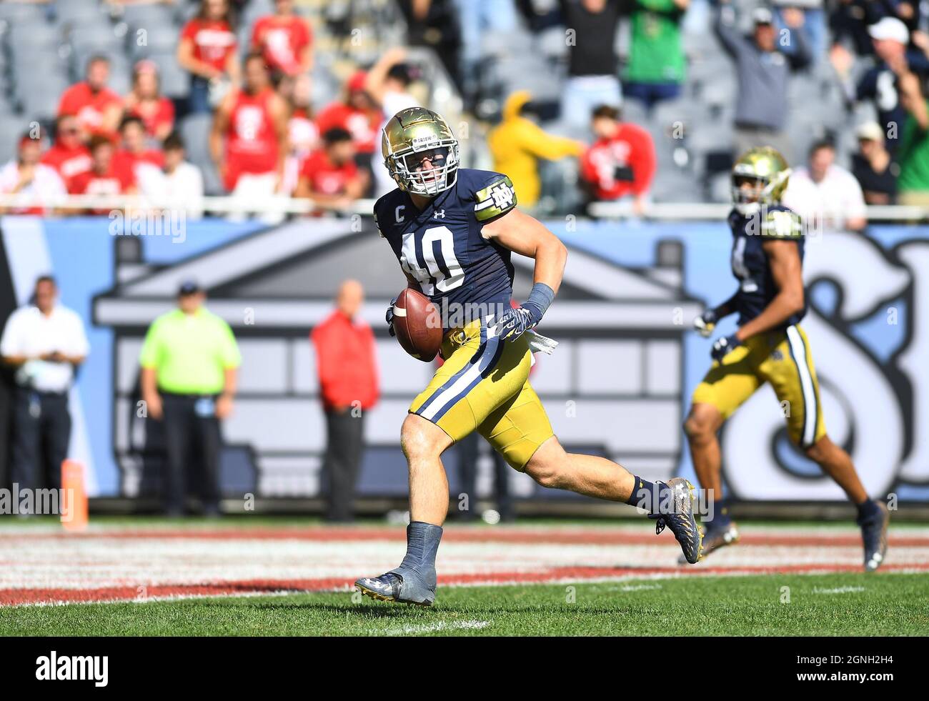 Chicago, Illinois, USA. 25th Sep, 2021. Notre Dame Fighting Irish ...