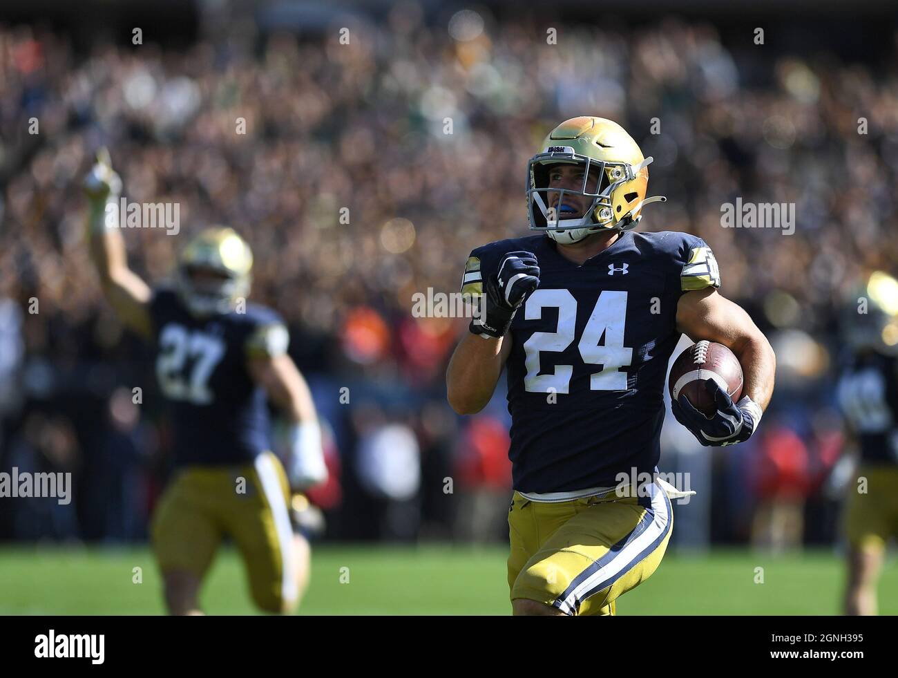 September 25, 2021: Notre Dame Fighting Irish linebacker Jack Kiser (24 ...