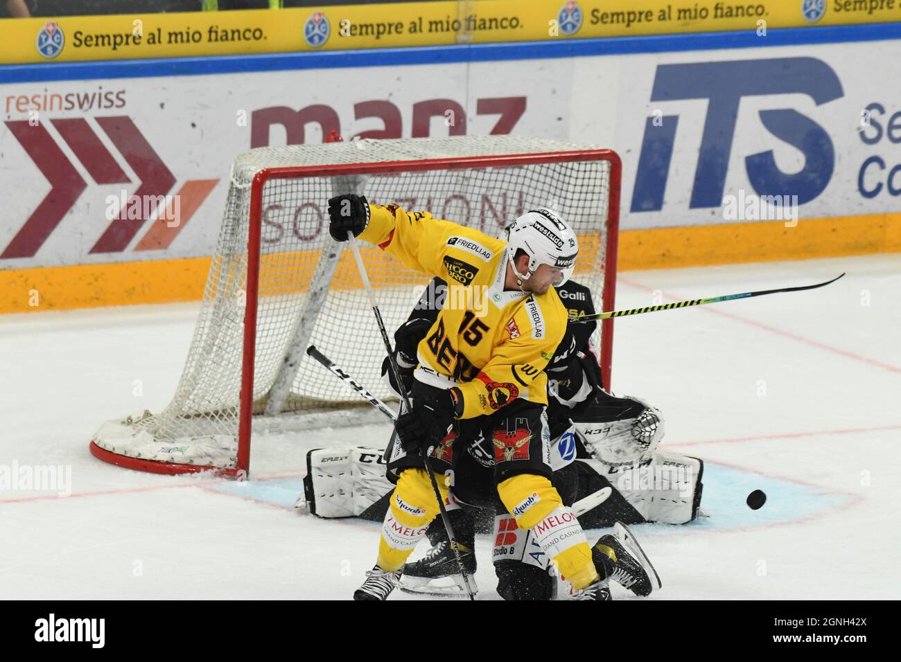 Jeffrey Dustin SC Berna HC Lugano Vs. SC Berna National League season ...