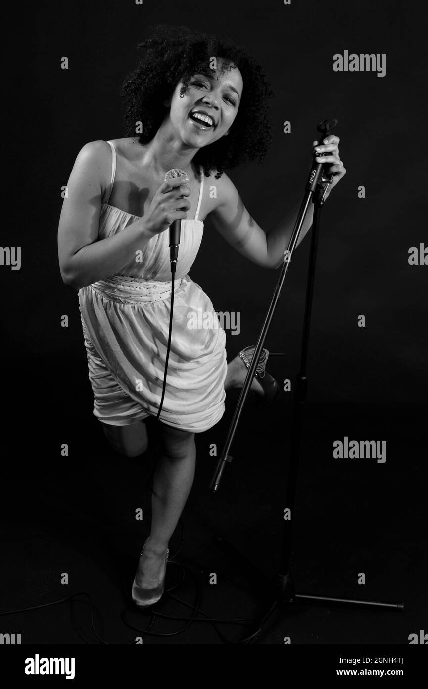 An Liz, a french Blues singer in Paris Stock Photo - Alamy