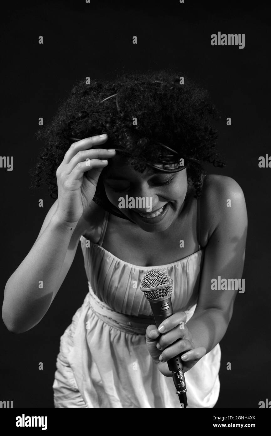 An Liz, a french Blues singer in Paris Stock Photo - Alamy