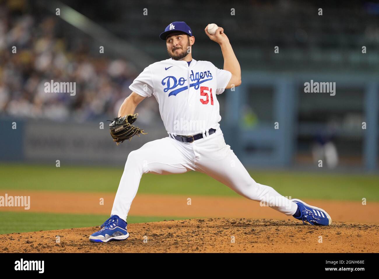 Los Angeles Dodgers relief pitcher Alex Vesia (51) delviersa pitch ...