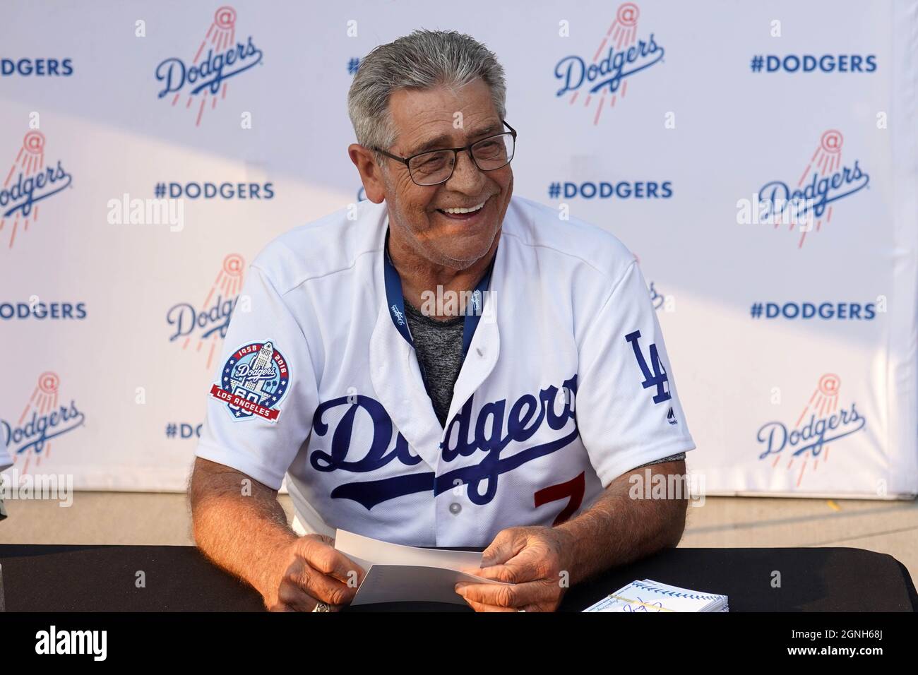 Former Los Angeles Dodgers catcher Steve Yeager poses during a MLB game ...