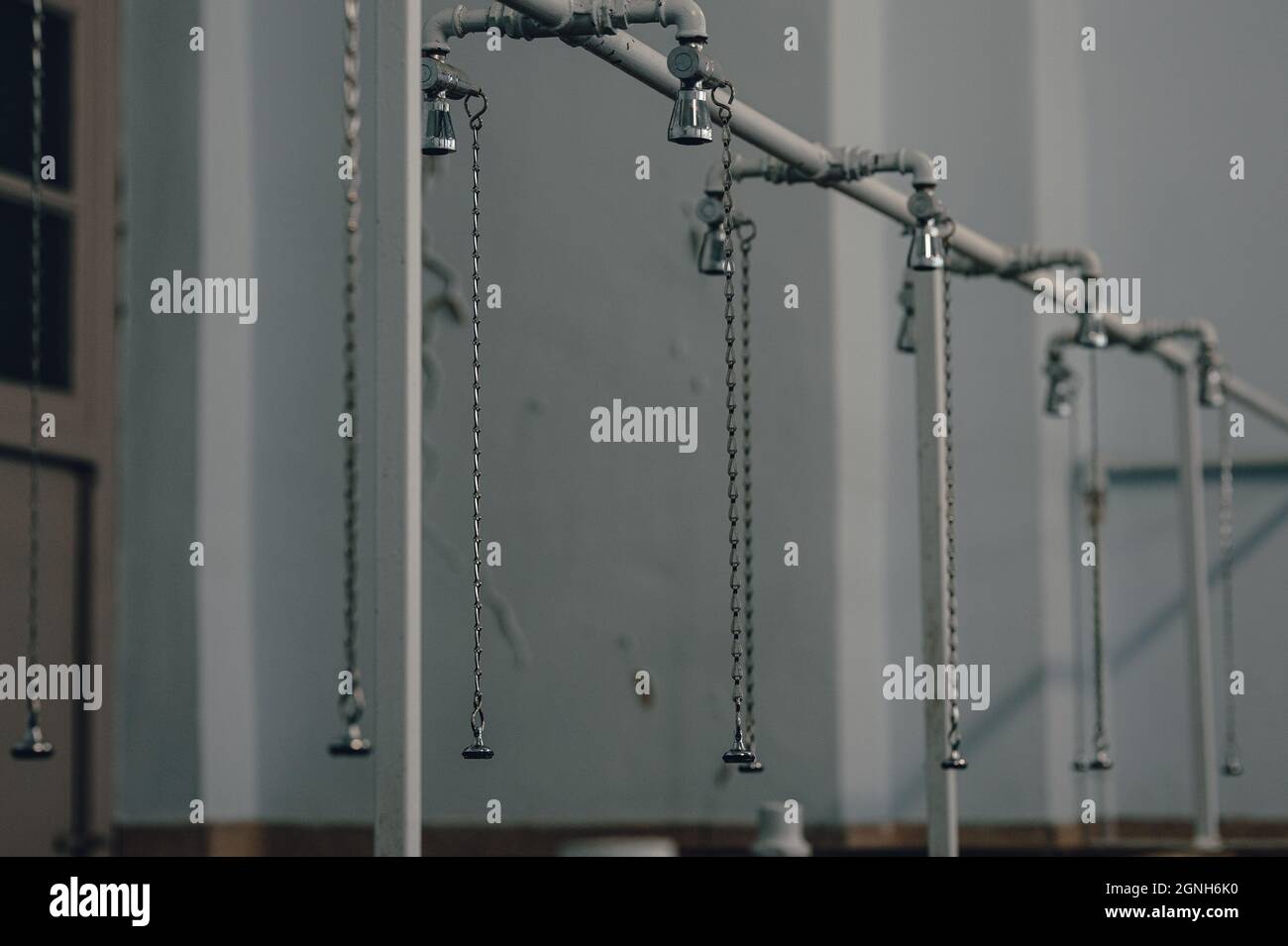 Paris roubaix showers hi-res stock photography and images - Alamy