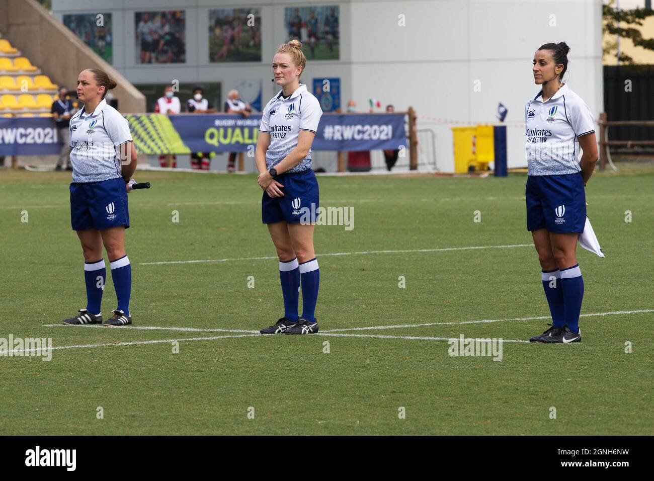 Lanfranchi Stadium, Parma, Italy, September 25, 2021, Referee Hollie ...