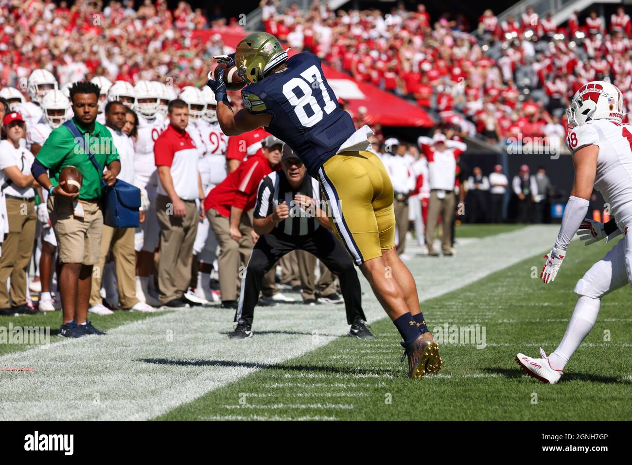 September 25, 2021: Notre Dame Fighting Irish tight end Michael Mayer ...