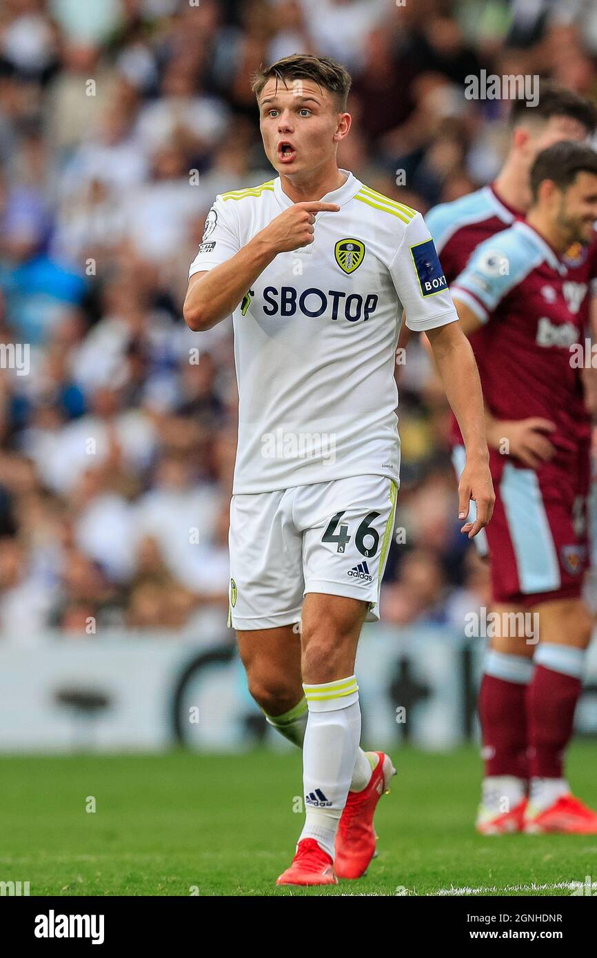 Jamie Shackleton #46 of Leeds United gestures and reacts during the ...