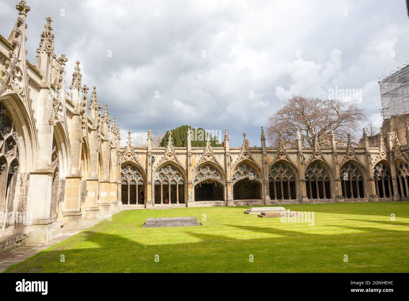 Crypt england uk hi-res stock photography and images - Alamy