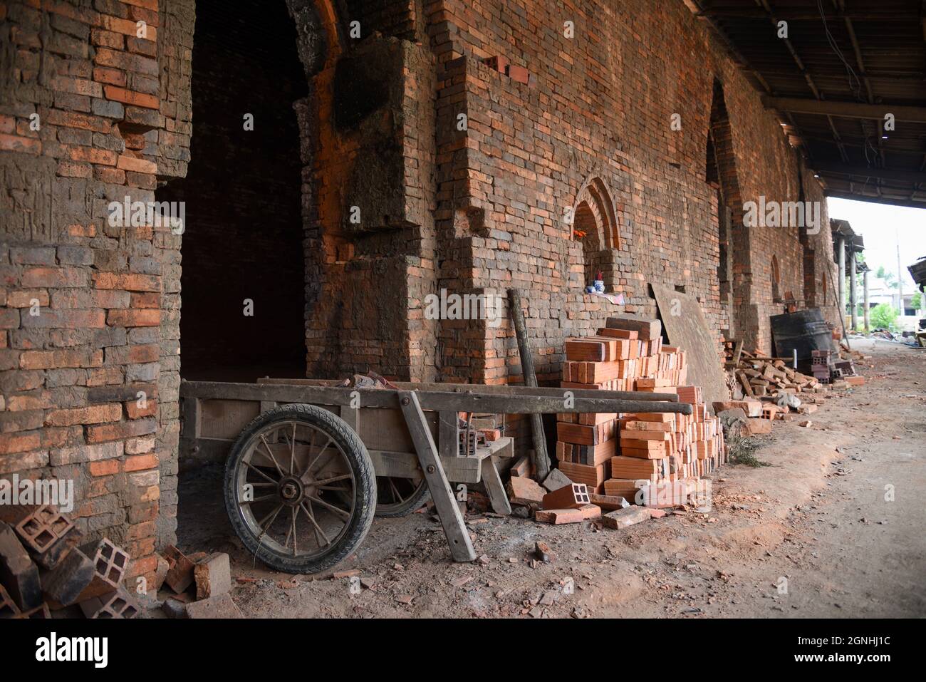 Vinh Long Feb 29, 2020. Workers are working in brick factory Stock ...