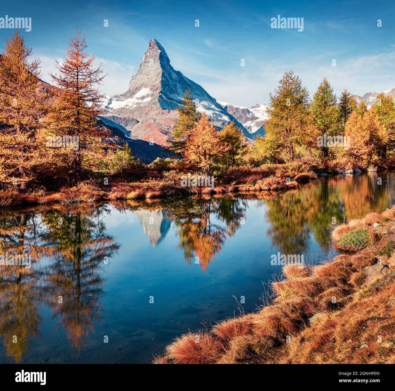 Spectacular morning view of Grindjisee lake with Matterhorn / Cervino ...
