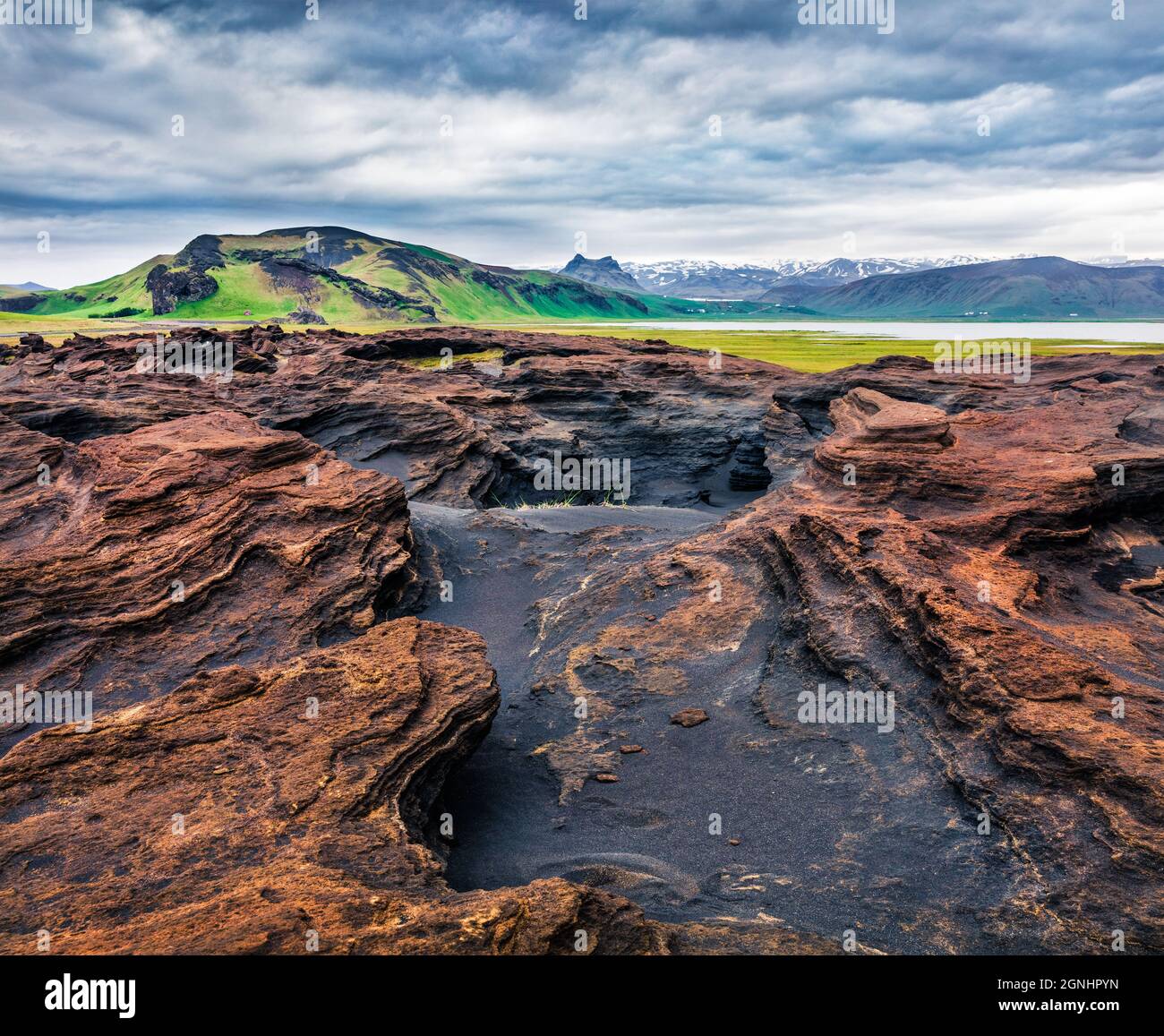 Impressive Icelandic landscape on the south coast of Iceland. Dramatic ...