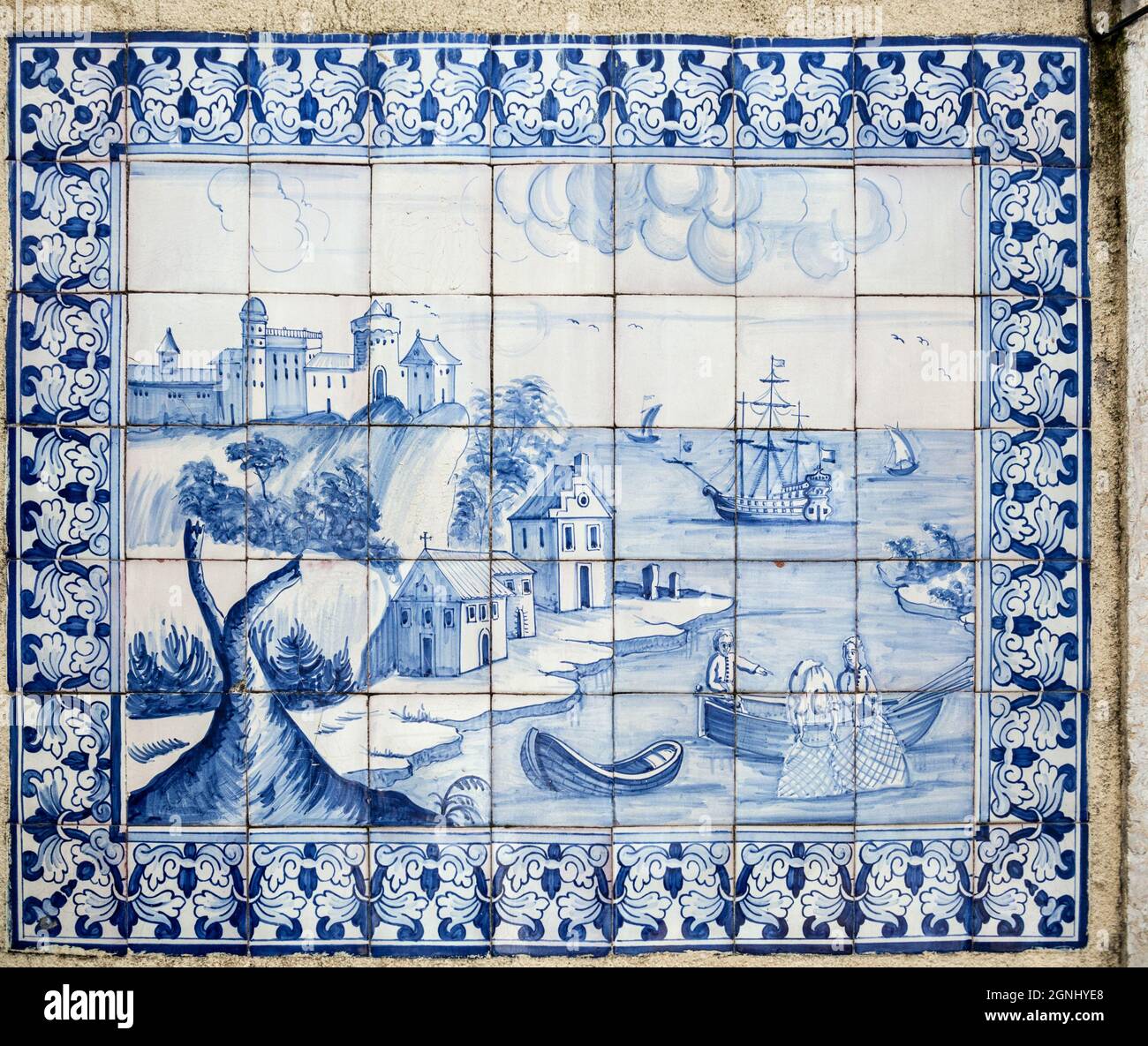 Antique wall tiles hi-res stock photography and images - Alamy