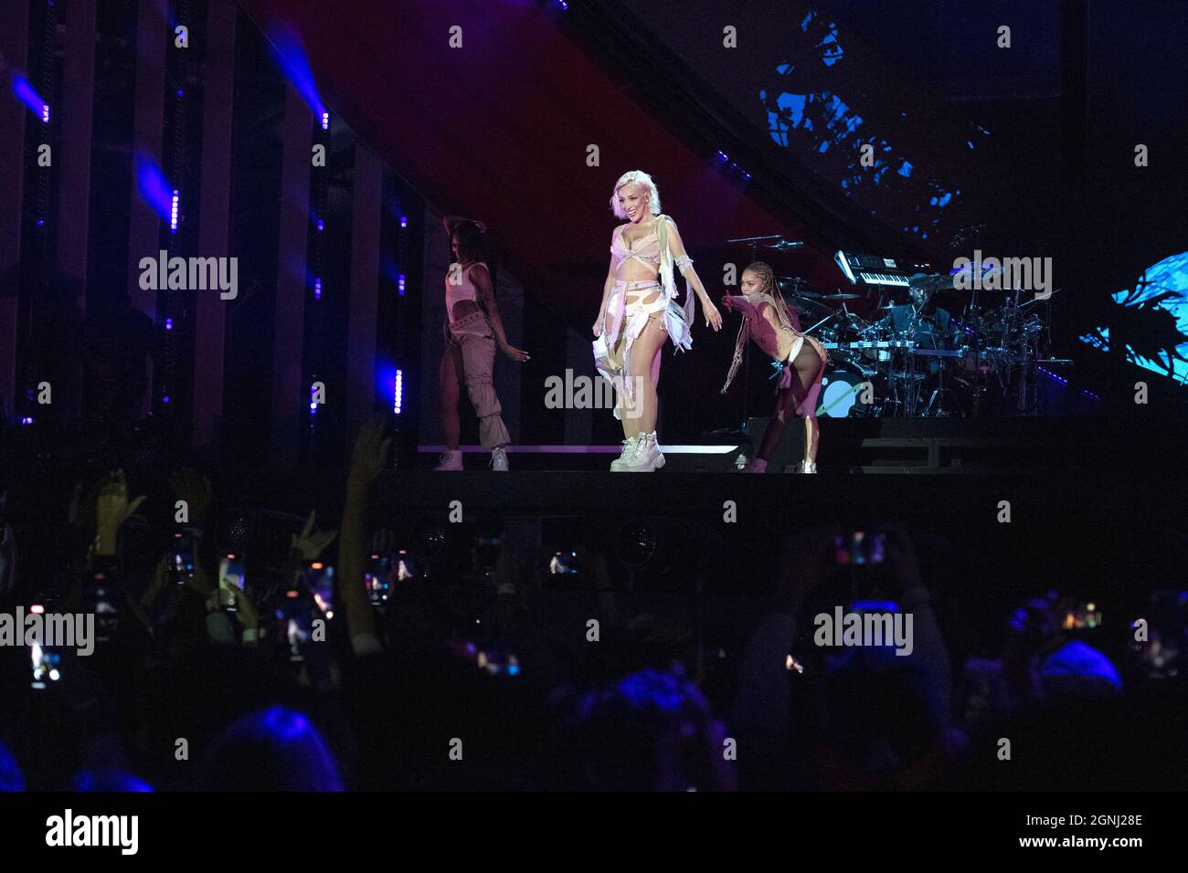 Doja Cat performing on stage during the Global Citizen Live in Paris ...