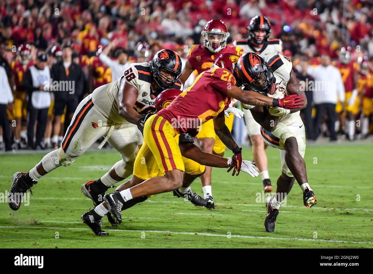 September 25, 2021 Los Angeles, CA.Oregon State Beavers running back B ...