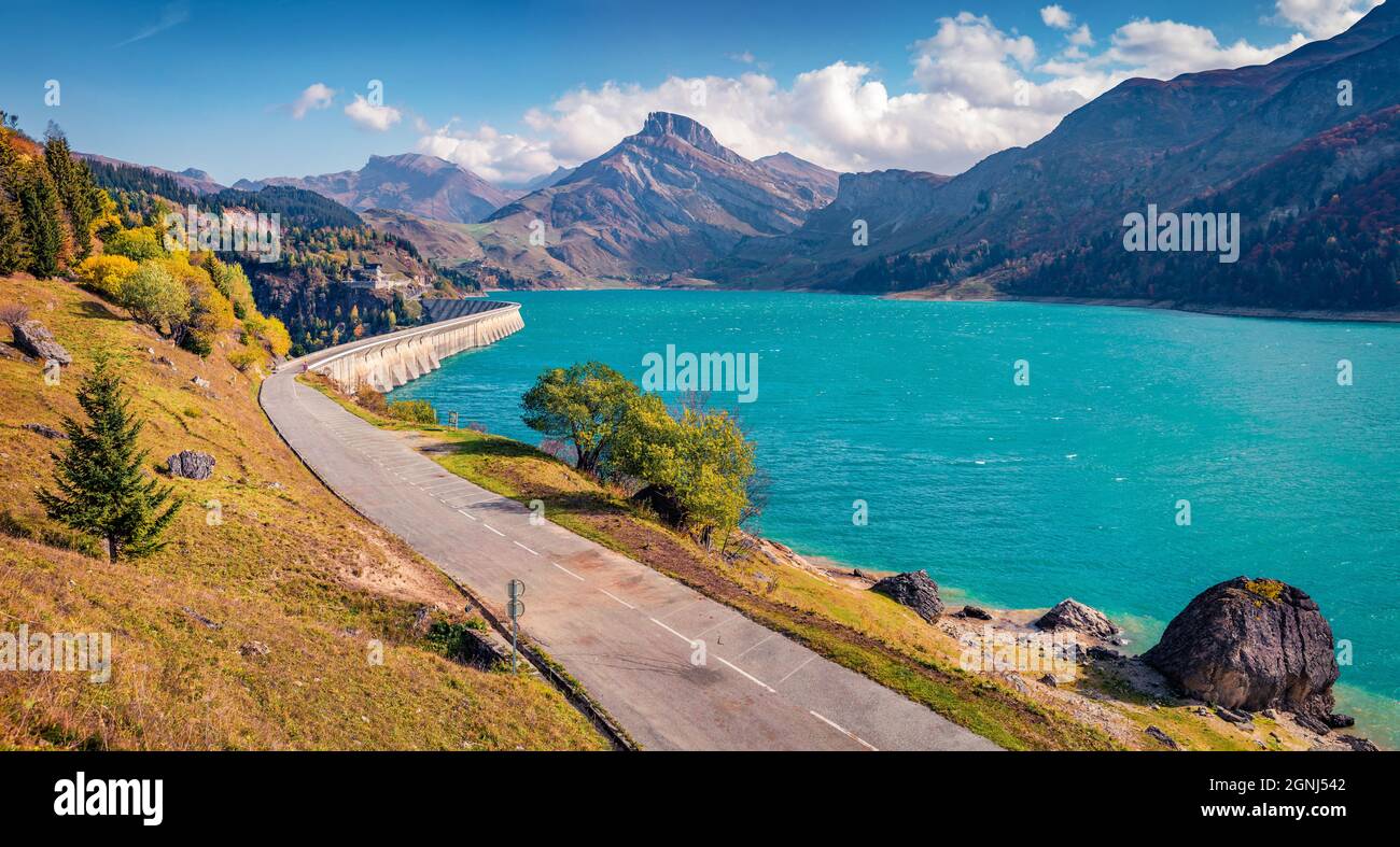 Lac de roselend dam hi-res stock photography and images - Alamy