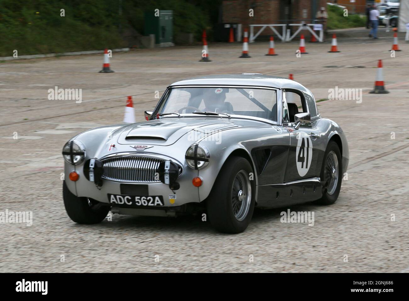Austin-Healey 3000 MkII (1961), Stirling Moss Tribute, 12 September ...