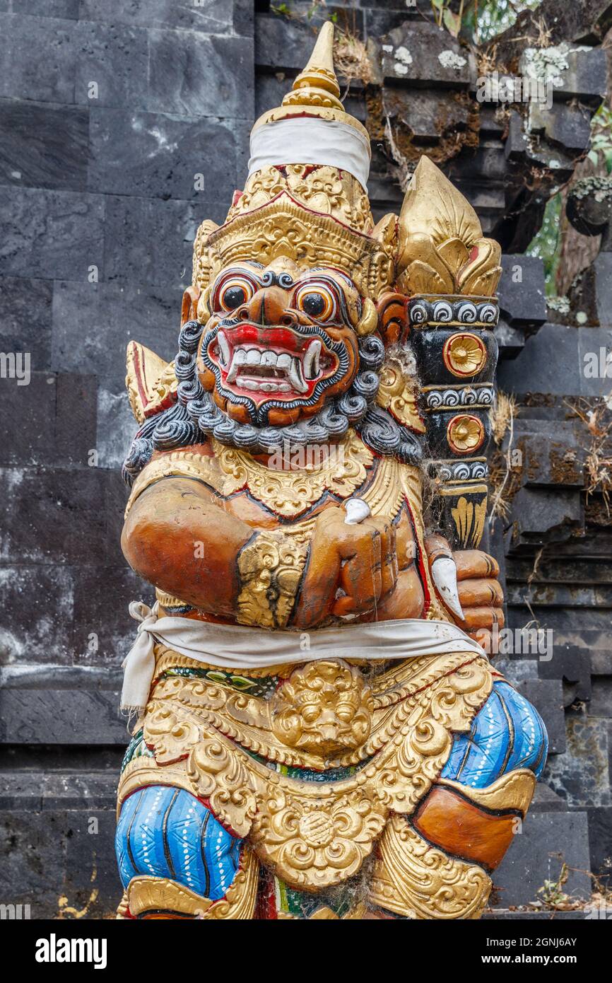 Guardian statues at Balinese Hindu temple Pura Segara Ulun Danu Batur ...