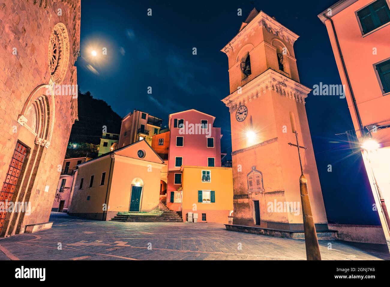 Empty night square in Manarola town, second city of Cique Terre ...