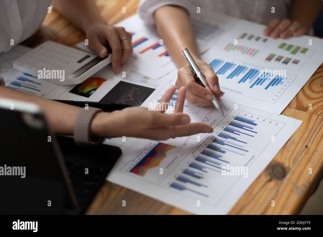 Close up business People Meeting Conference Discussion Corporate ...