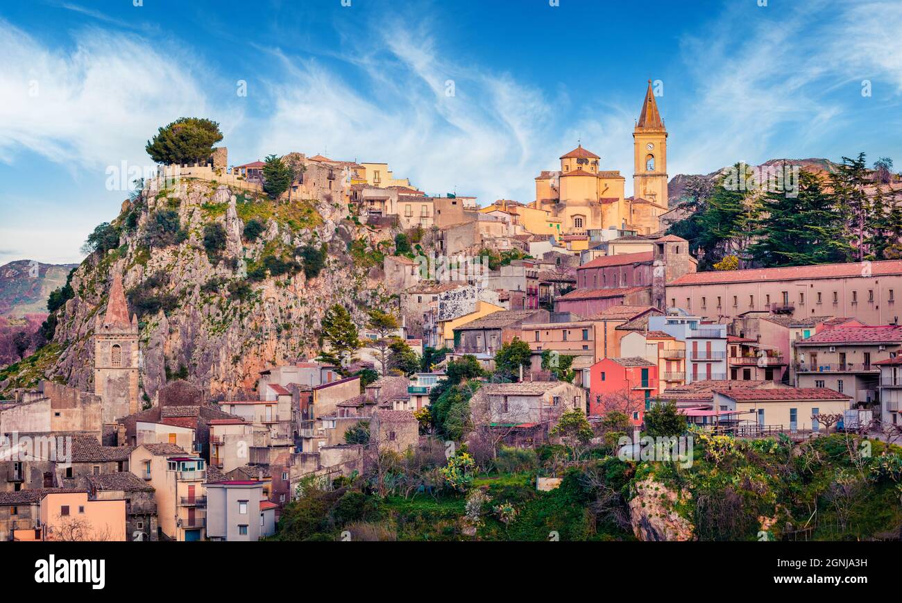 Novara old hi-res stock photography and images - Alamy