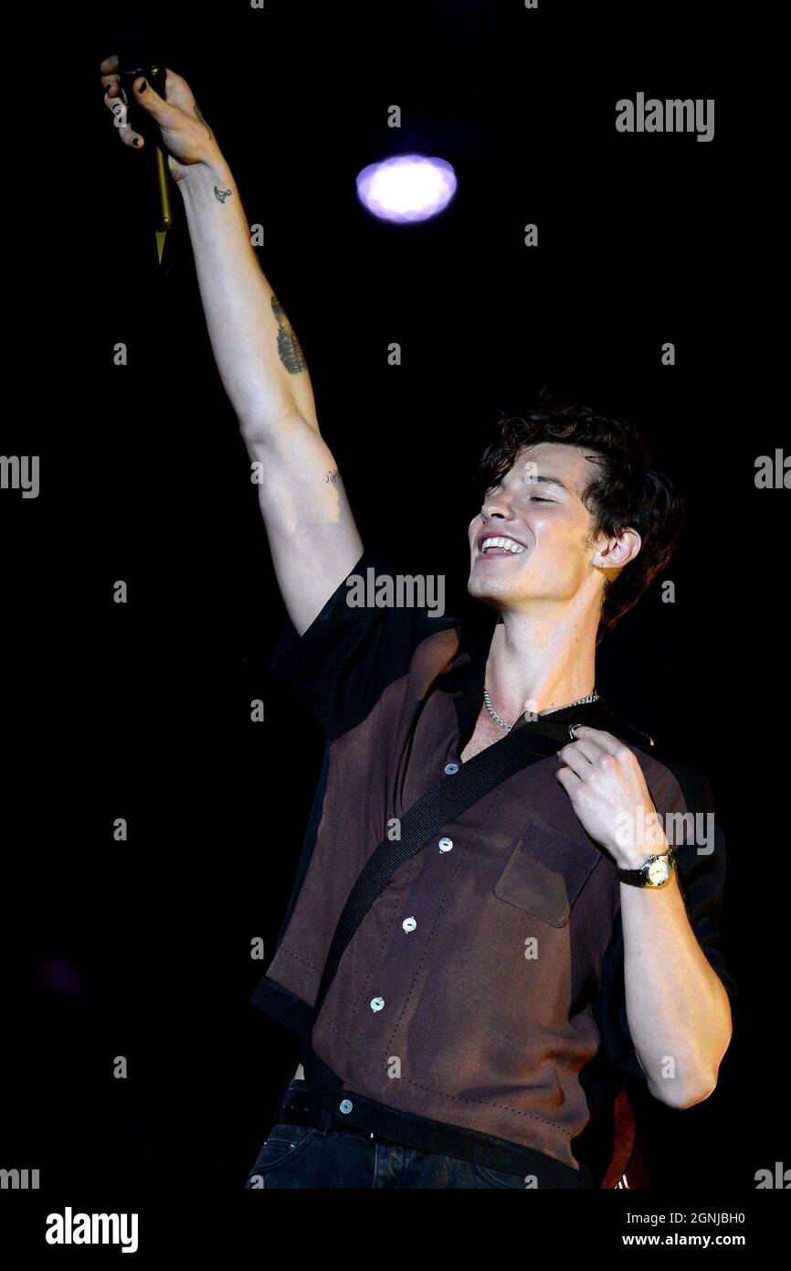 New York, NY, USA. 25th Sep, 2021. Shawn Mendes on stage for Global ...