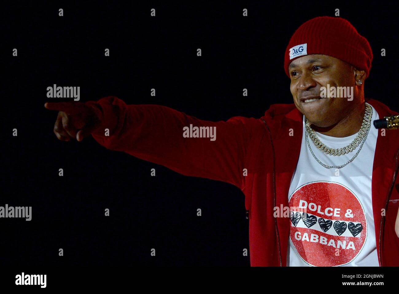 New York, NY, USA. 25th Sep, 2021. LL Cool J on stage for Global ...