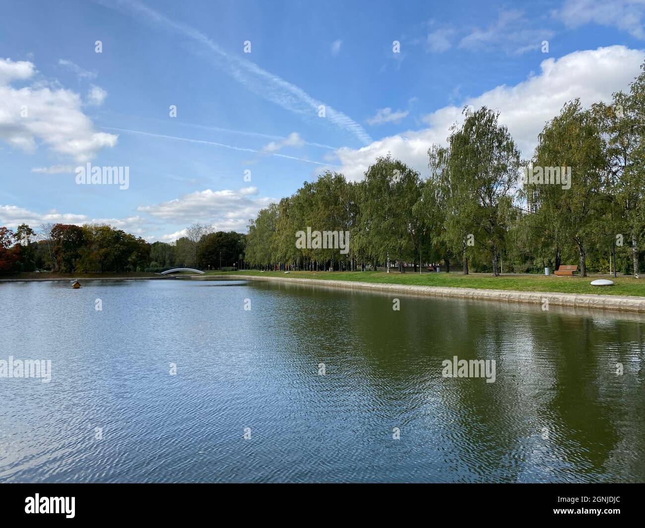 summer in city park at dry sunny day Stock Photo - Alamy