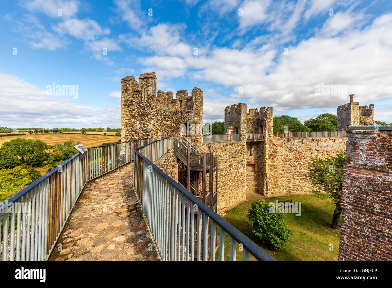 The ramparts and turrets of Framlingham Castle, Suffolk, England Stock ...