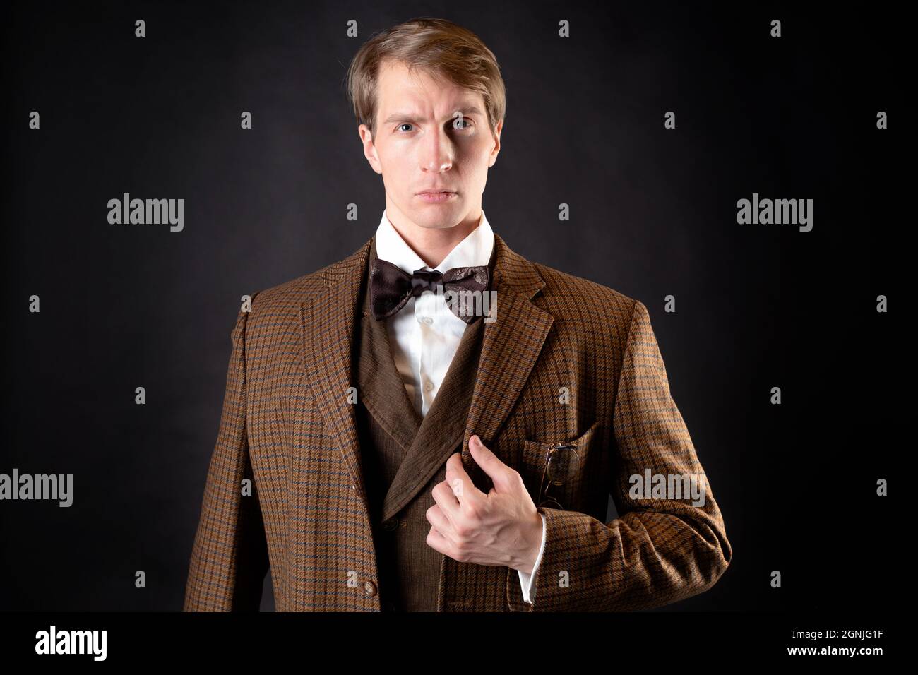 Young man in suit antique hi-res stock photography and images - Alamy