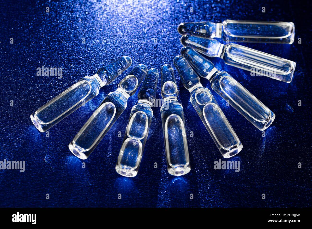 Glass medical ampoules for injection. Ampoules with vaccine, medicine ...