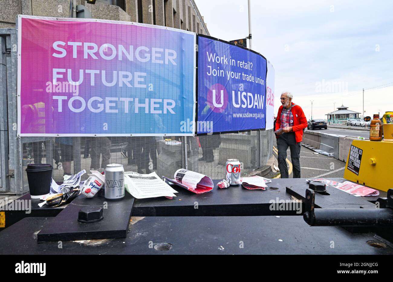 Leaflet litter hi-res stock photography and images - Alamy