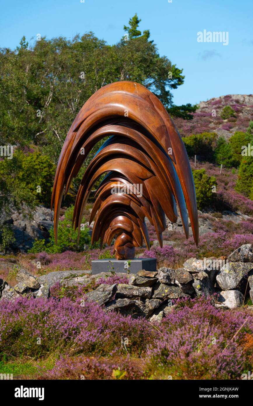 Pilane sculpture hi-res stock photography and images - Alamy