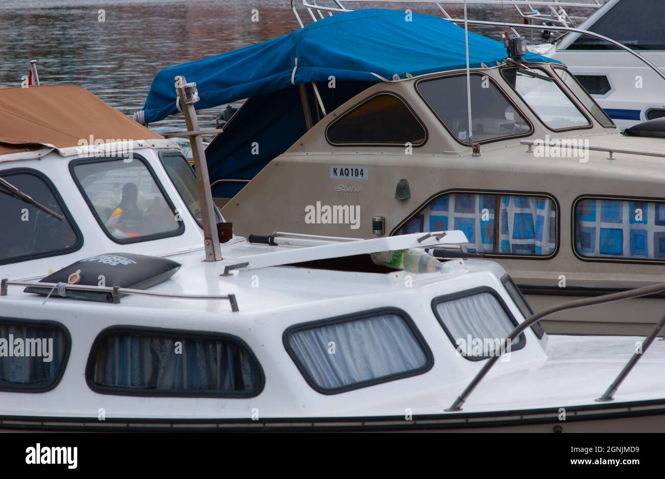 Two white motor boats hi-res stock photography and images - Alamy