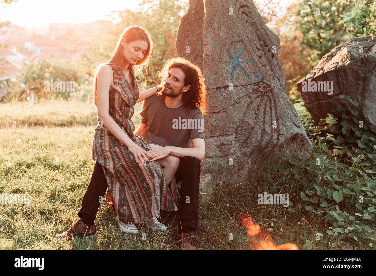 Couple people hair hi-res stock photography and images - Alamy