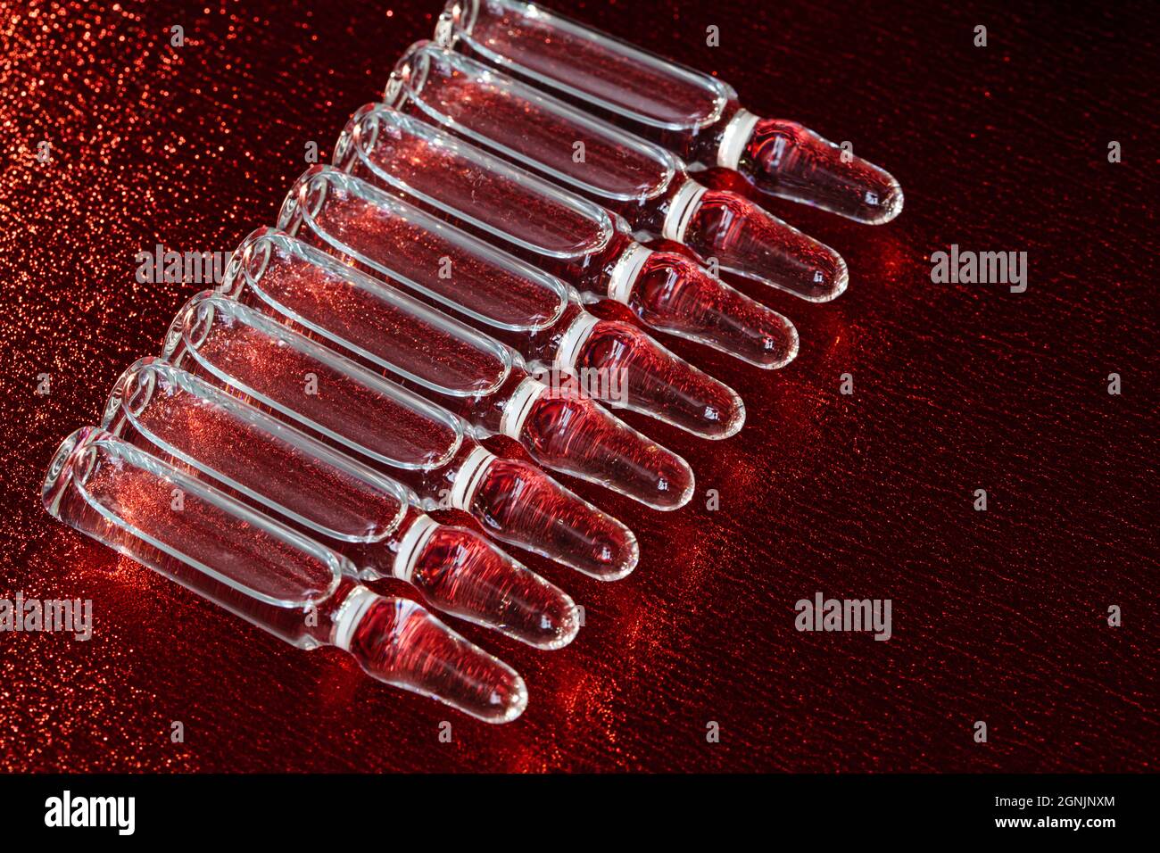 Glass medical ampoules for injection. Ampoules with vaccine, medicine ...