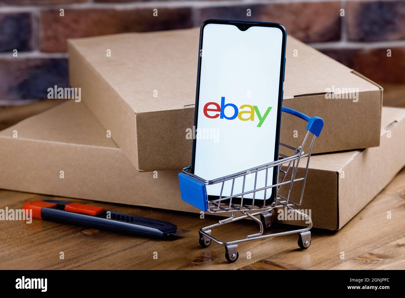 Ebay logo hi-res stock photography and images - Alamy