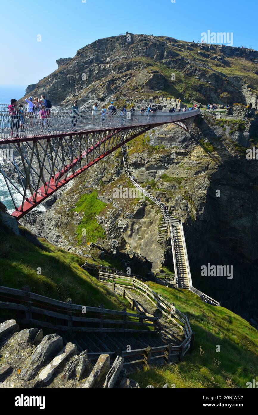 Tintagel Castle bridge, Cornwall, UK Stock Photo - Alamy