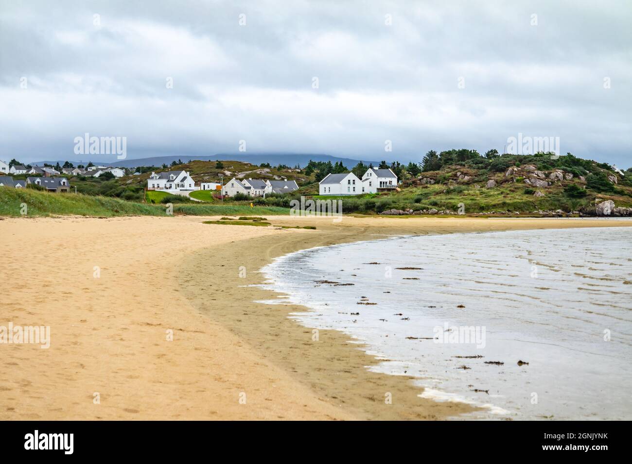Bunbeg beach with Bad Eddie in the background, Bunbeg, Co. Donegal ...