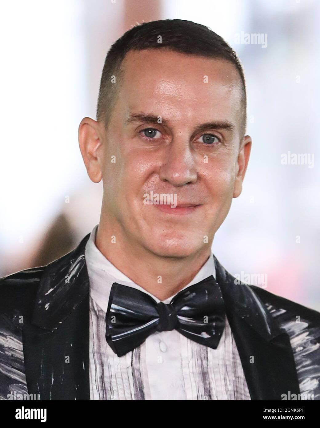 LOS ANGELES, CALIFORNIA, USA - SEPTEMBER 25: Fashion designer Jeremy ...