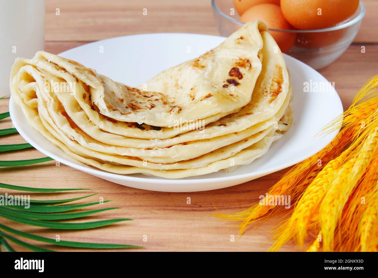 homemade roti chapati on table Stock Photo - Alamy