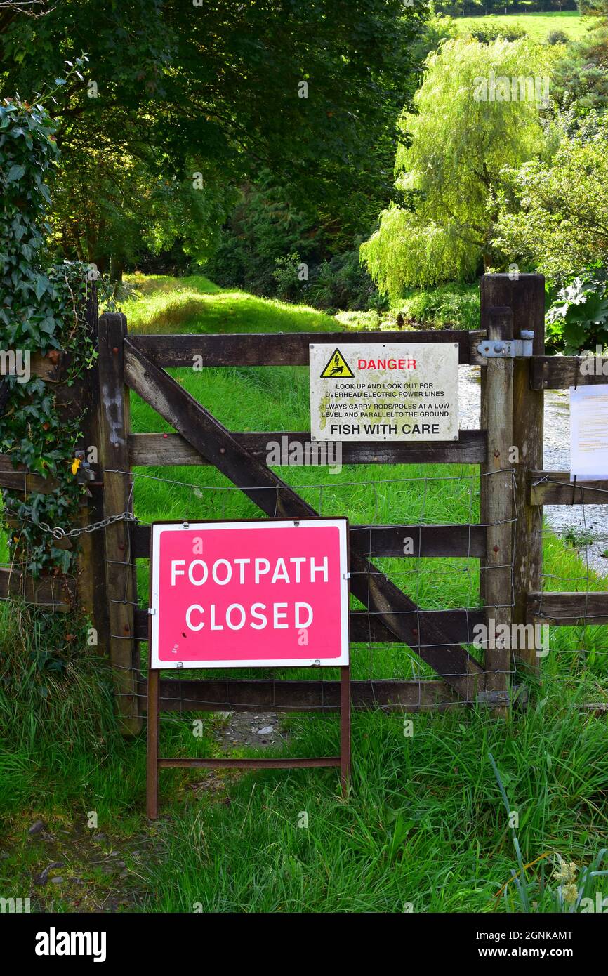Footpath closed, River Lynher, Bathpool Cornwall, England UK Stock ...