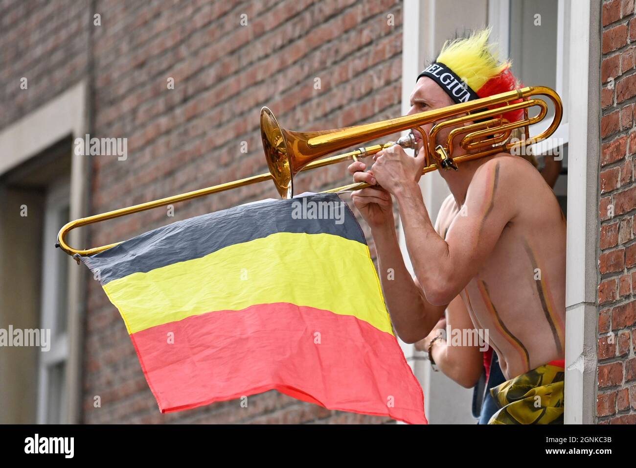 Illustration picture shows a cycling fan during the elite men road race ...