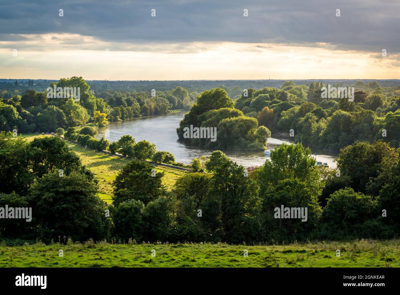Idyllic view of the Thames river from Richmond Hill, Richmond-upon ...